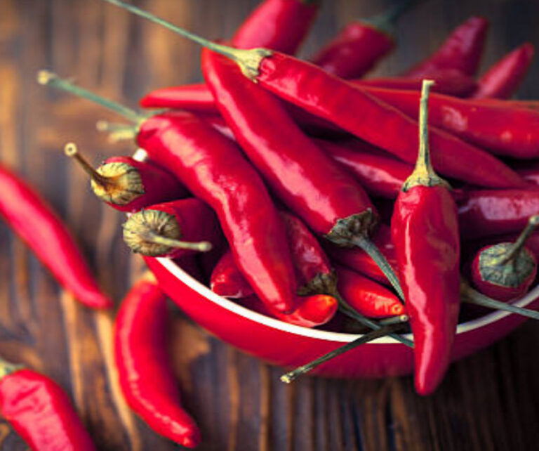 What Is Capsicum Annuum? Benefits of Red Chili Peppers